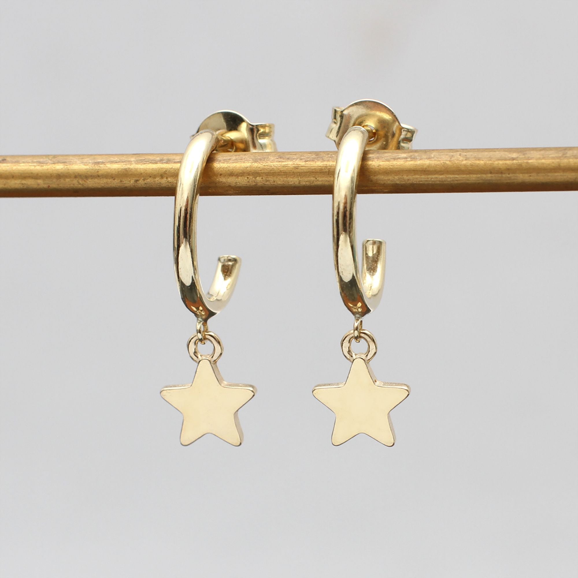 9ct Yellow Gold Star Charm Hoop Earrings – Hurley Burley