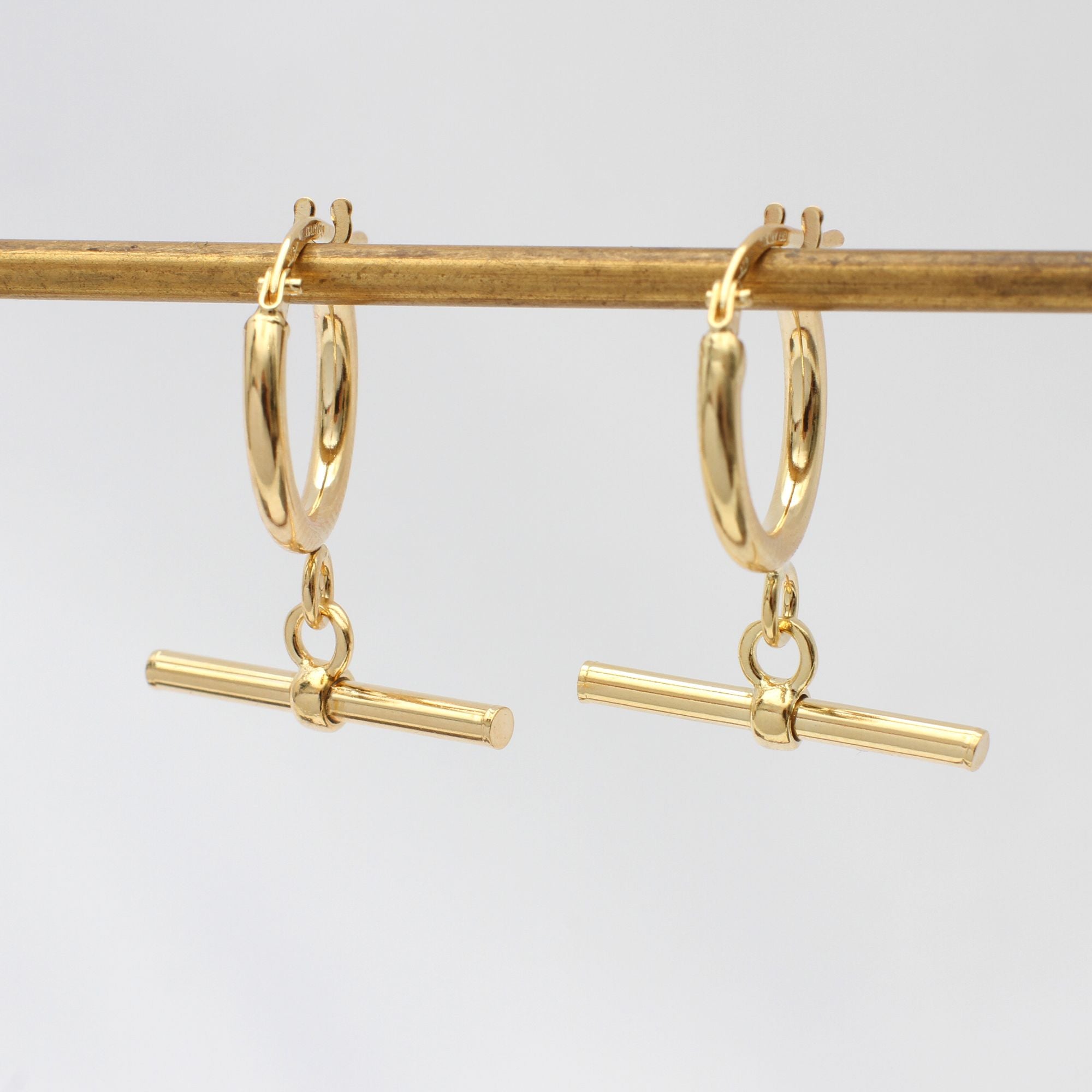 9ct Yellow Gold T-Bar Hoop Creole Earrings – Hurley Burley